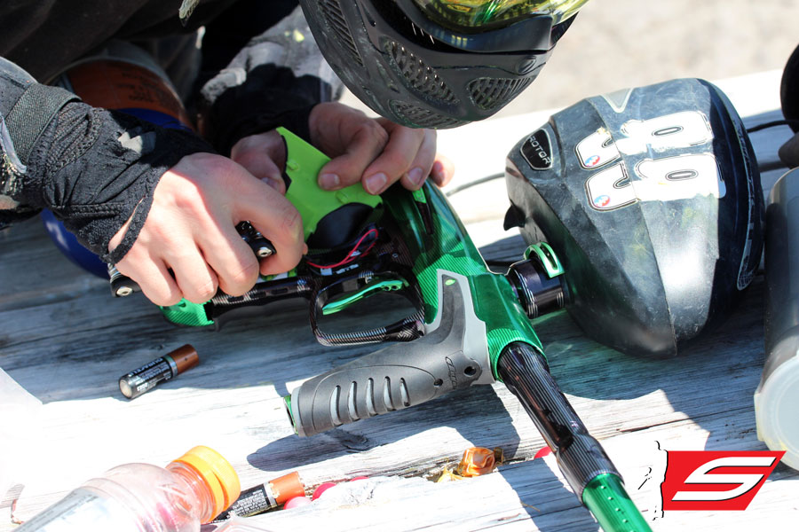 Dye DM14 Paintball Gun, Video and Photos, Exclusive First Look